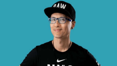 5 Professional Short Bio Examples + How to Write One